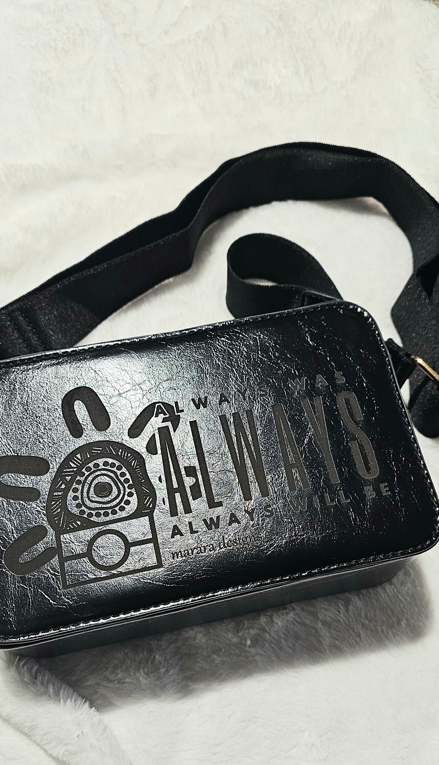 Black crossbody Bag – Marara Designs